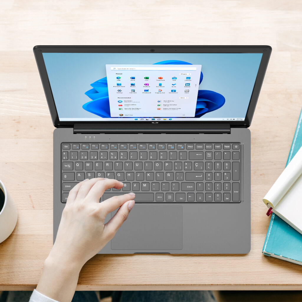 Laptop 4/128GB 15.6” | Netbook Pro - PRIXTON